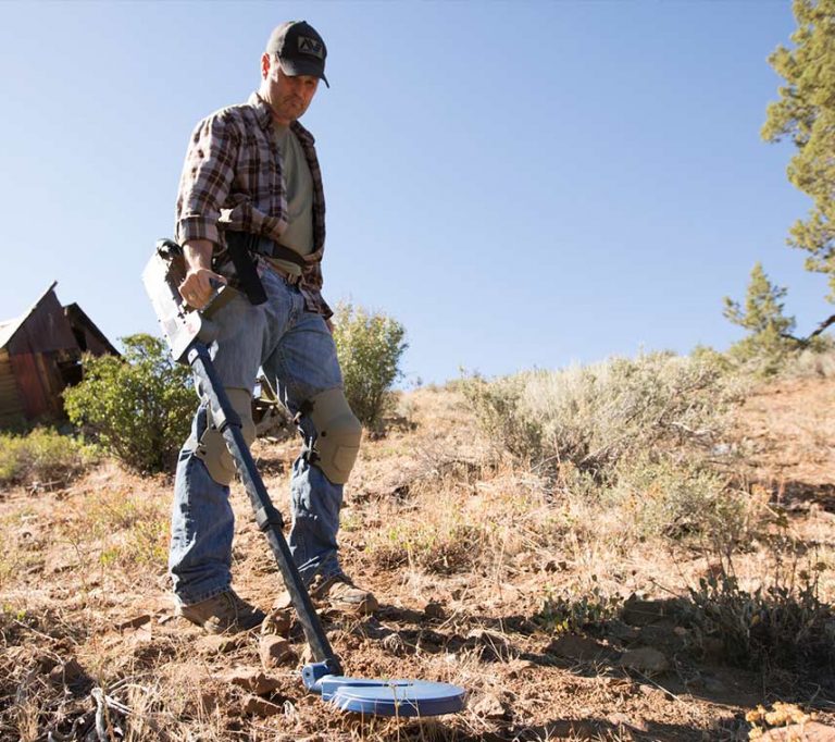 Minelab Metal Detector Training - Miners Den Bendigo